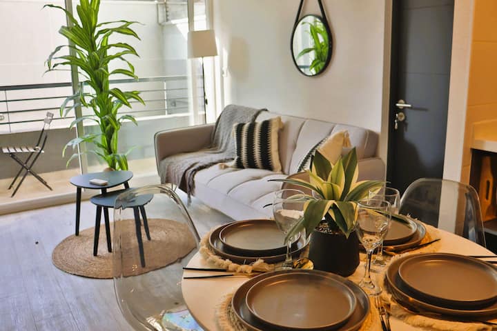 Hom I Aireacondicionado, Wifi, Piscina Y Gimnasio - Santiago (Chile)