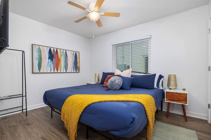 D3-vulcan's Double Suite-king Beds/workspace/pets - Birmingham, AL
