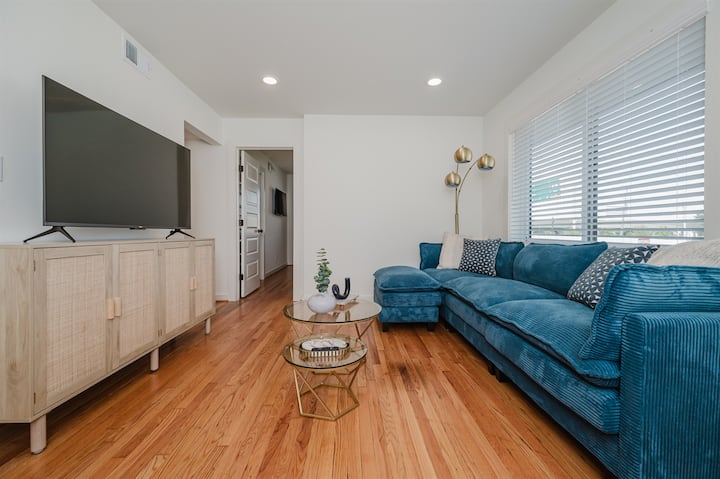 Central Suites Trio- King Beds/ample Parking/wifi - Birmingham, AL