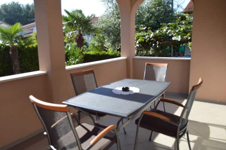 Appartement Leonard (11057-a1) - Funtana