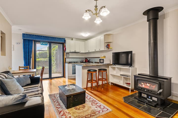 Stayau Bayview Candlewick Suite Spa In Dandenong - Lilydale