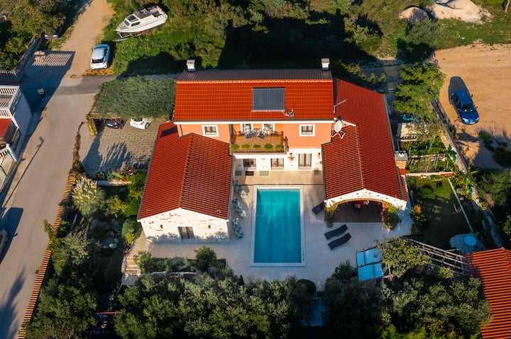 Maison Pamaroka (V5432-k1) - Šibenik