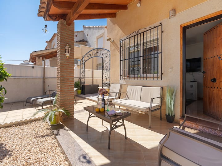 Maison De Vacances Moderne à Valence Avec Piscine - Algorfa
