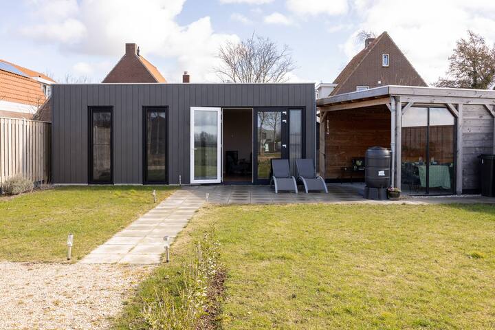 Hello Zeeland - Vakantiewoning Middelburgseweg 4 - Oostkapelle