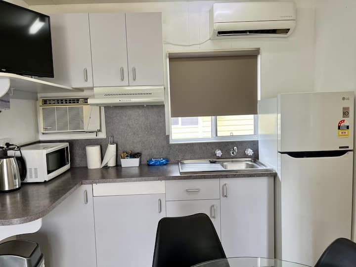 Family Cabin - Cootamundra