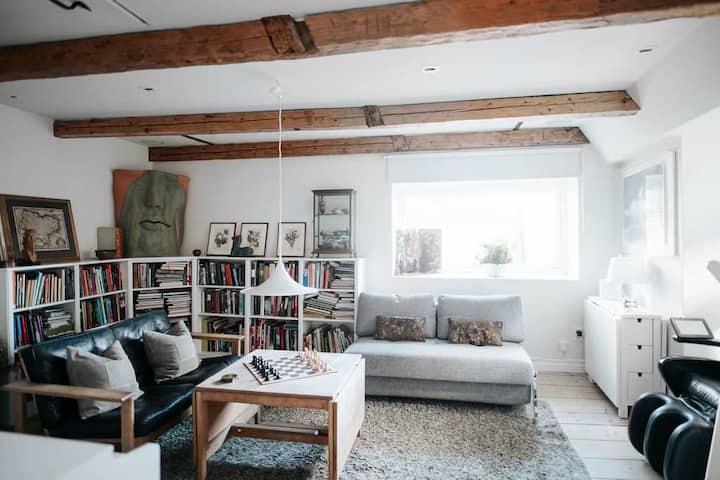 Beautiful Topfloor Apt In Old Town Close To Castle - Estocolmo