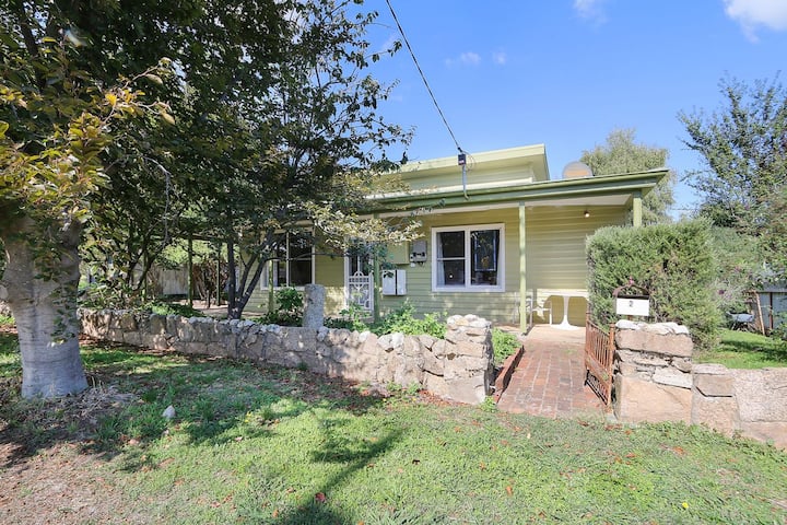 The Bark Hut - Beechworth