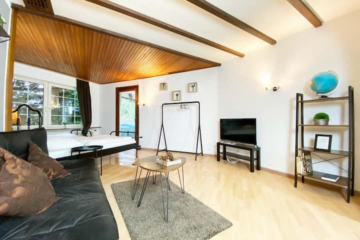 Kuc03 Gemütliches Reiheneckhaus Mit Balkon - Leverkusen