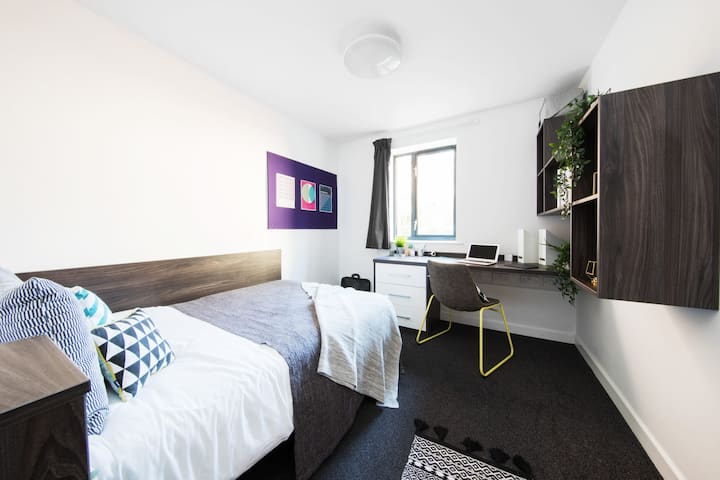 Student Only Chic Ensuite Rooms At Prospect Point - Liverpool