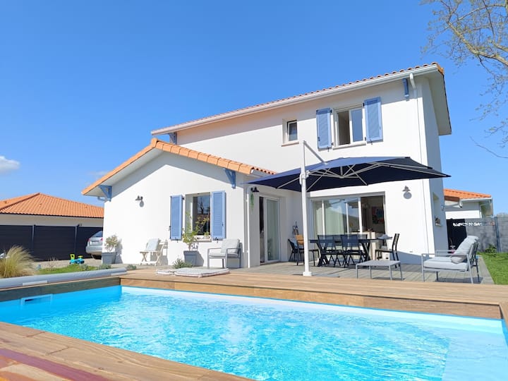 Jolie Villa Familiale 4 Chambres Avec Piscine Pour - Biscarrosse