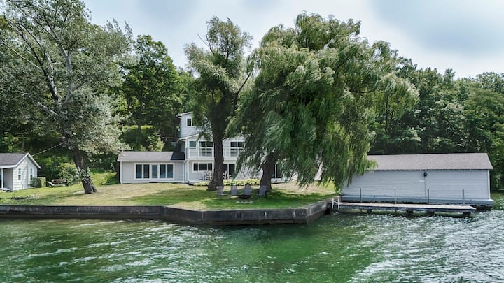 Dreamways: "Memorable Views + Pet Friendly!" - Hammondsport, NY
