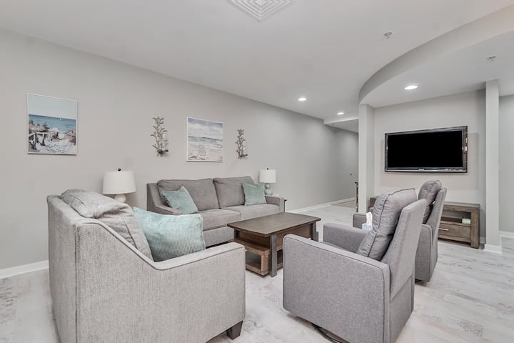 Steps To The Beach! Stay At Yaya And Papi's Place - Sandbridge Beach, VA