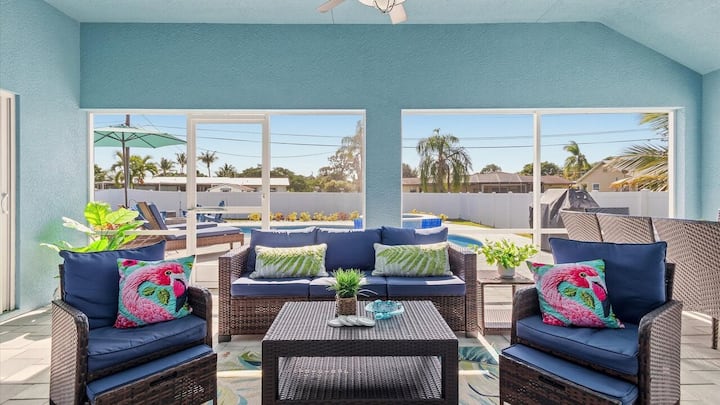 Premium Modern Pool Home Near Beach & Downtown - Bahamas