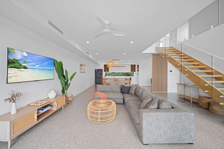 Bluebird Villa - 3min Stroll To Bokarina Beach - Sunshine Coast