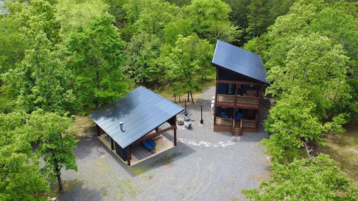 Mearkat Manor - Broken Bow, OK