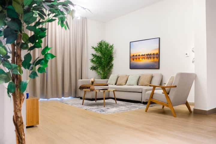 Cool Summer Gateway At Yas - Aéroport d'Abou Dabi (AUH)