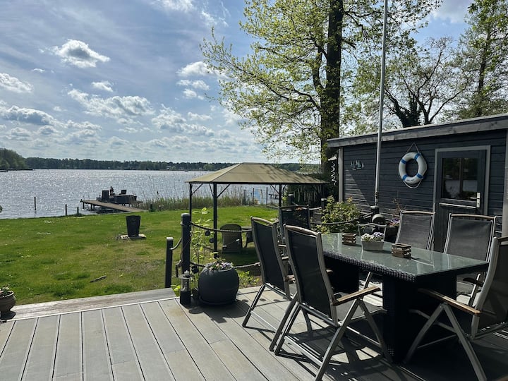 Häuser Am See - Heidesee
