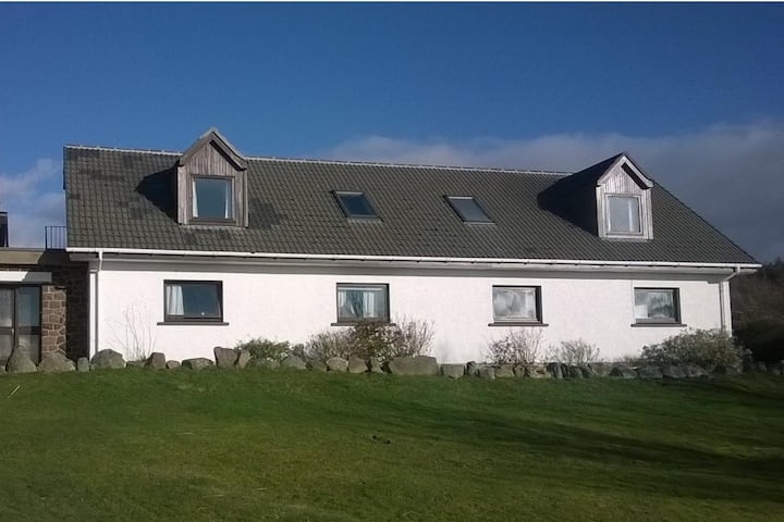 1-bed Apartment With Sea View Sleeps 3 - Gairloch