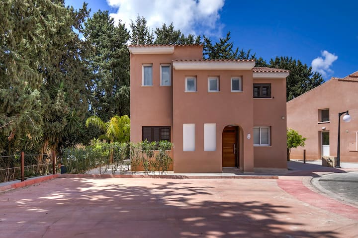 Aphrodite Gardens Stunning Villa By Vichy Holidays - Paphos