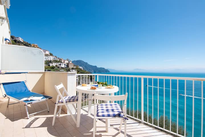 Edera In Vettica Of Amalfi - Amalfi