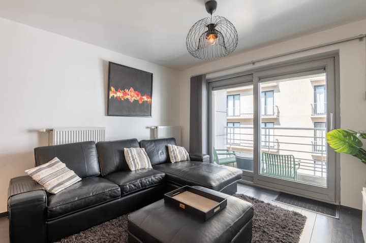 Perfectly Situated 2br Apartment Near The Beach - Ostende