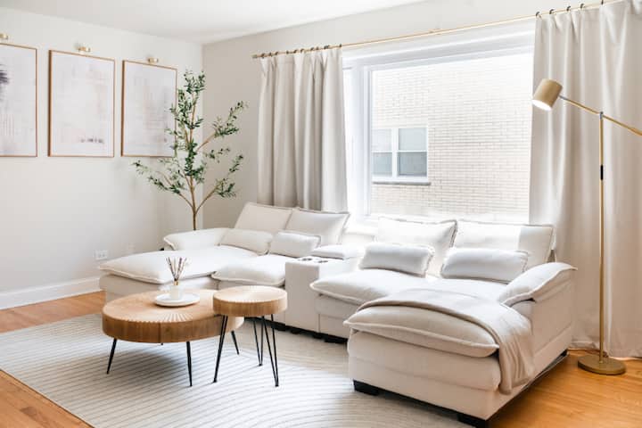 2br • Newly Furnished Modern Apt • Near O'hare - Des Plaines