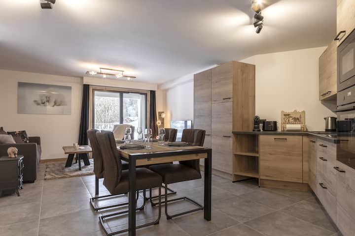 The Bear – Neuf Entre 2 Stations - Servoz