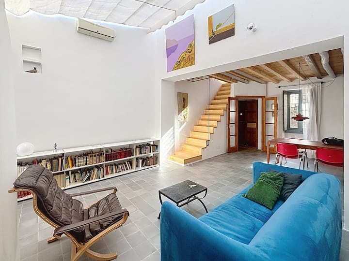 Paz Y Sol En El Casco Antiguo - Estepona