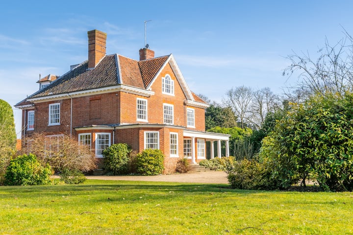 Blacksmith's Farmhouse - Norwich
