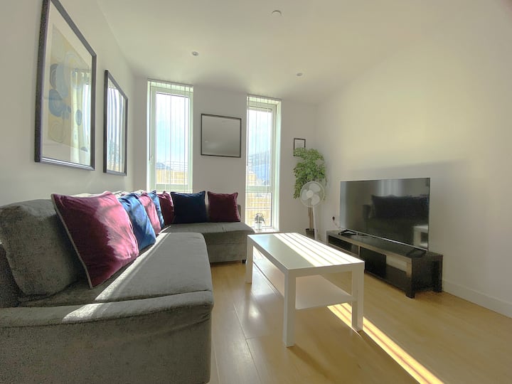 Bracknell Rwh Spectacular Two Bedroom Apartment - Bracknell