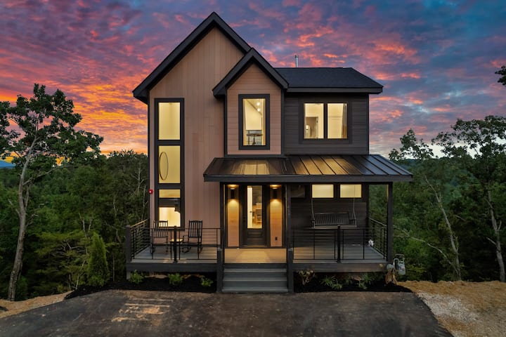 Modern Luxe N Smokies, Sleeps 10・games・hot Tub - Sevierville, TN