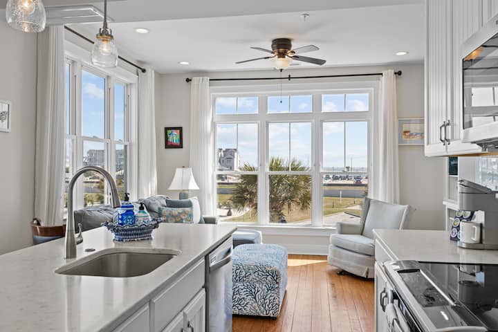 Exhibit E- Pet Friendly Townhome In Atlantic Beach - Atlantic Beach, NC