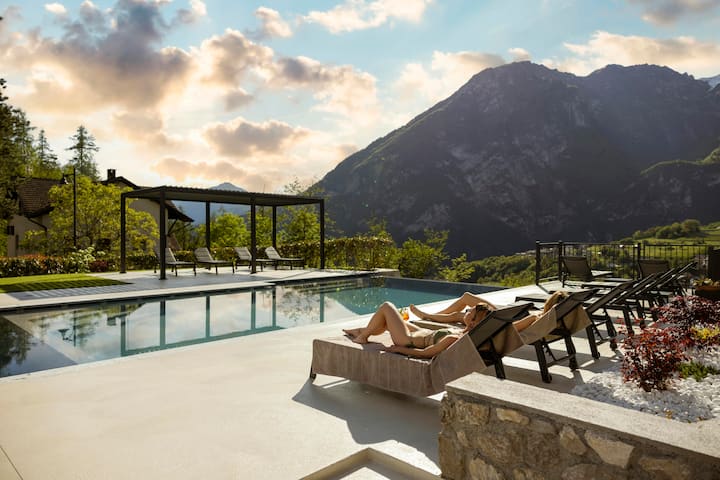 Cozy Mountain Retreat With Balcony And View - Molveno