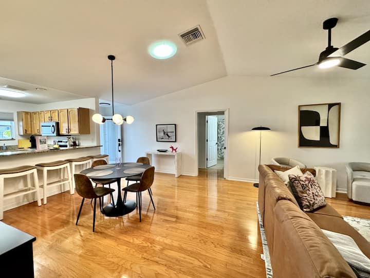 Tropic Like It's Hot - The Villages, FL