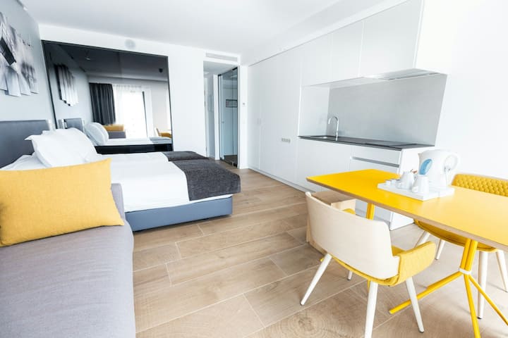 Apartamento En Hotel (2 Adultos Y 1 Niño) - 발렌시아