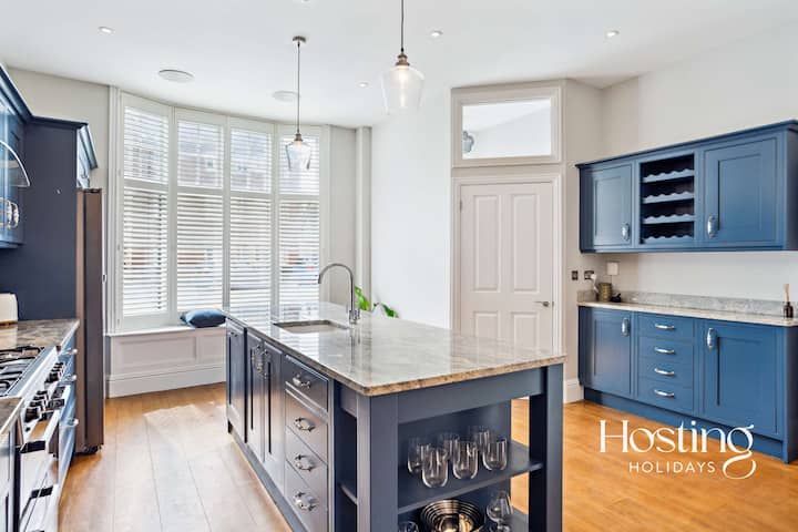 Sapphire House - Newly Renovated 3-bedroom Home - Henley-on-Thames