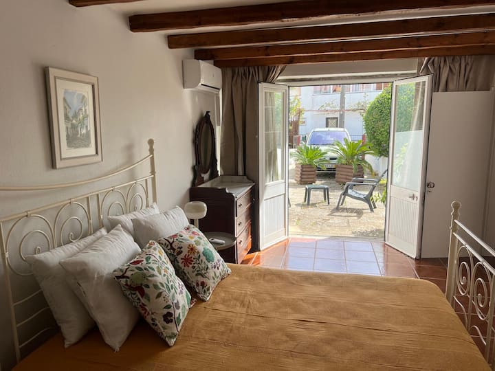 Cascais, T2 With Great Garden Estoril, Livramento - Estoril