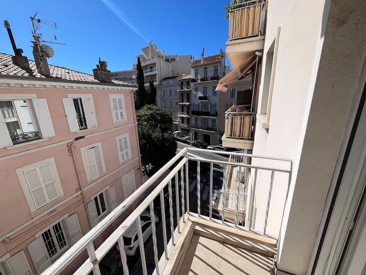 C067 - Spacious Studio Near The Palais And - Cannes