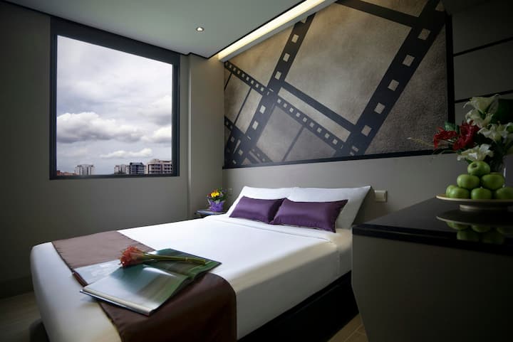 Well Located And Modern Superior Queen Room - Singapore