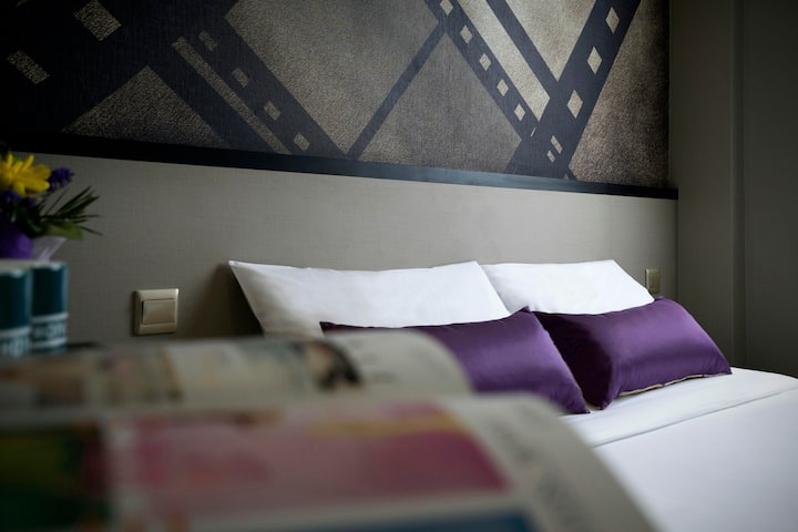 Deluxe Queen Room With Chic Interiors And Comforts - Singapour