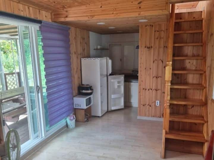 불빛이 내려다보이는 깔끔한 숙소 독채 - Daegu