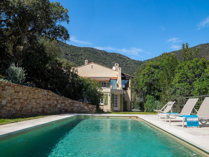 Maison De Vacances Avec Piscine - Cavalaire-sur-Mer