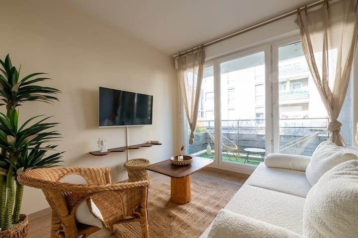 Disney Bali Train Station  - M2 - Montévrain