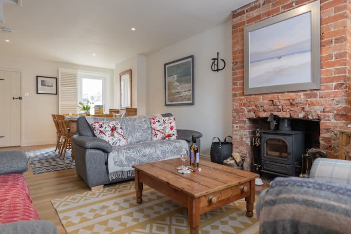 Landlords Cottage - Southwold