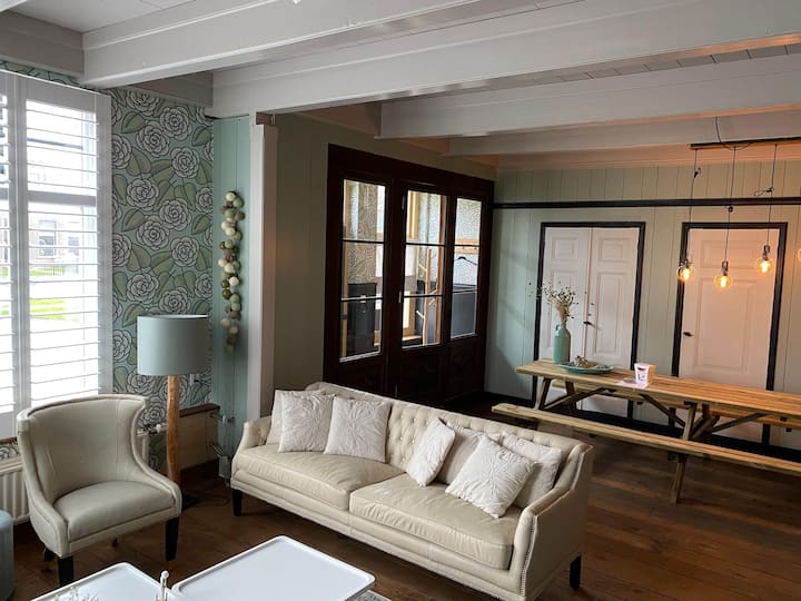 Maison De Vacances De Groupe Avec Jardins - Ameland
