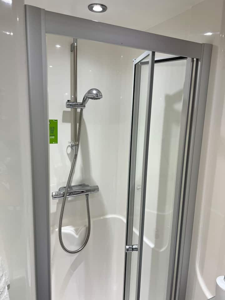 5 Bed Apartment @ Astor House By Pureserviced - Plymouth