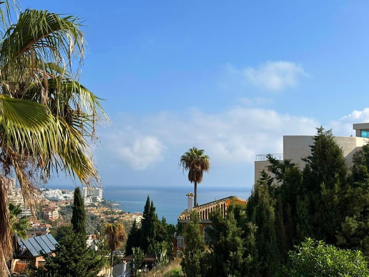 4 Bedroom Villa In Benalmadena - Benalmádena