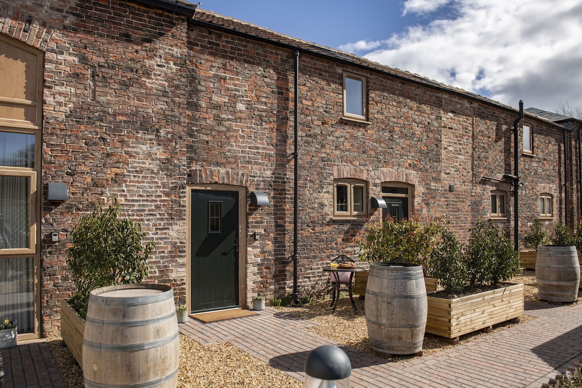 Phoenix - Houses for Rent in Bilton-in-Ainsty, England, United Kingdom ...