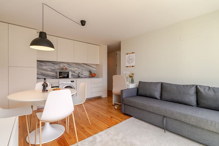 Hostwise – Modern & Cozy Flat | Near The Beach - Matosinhos