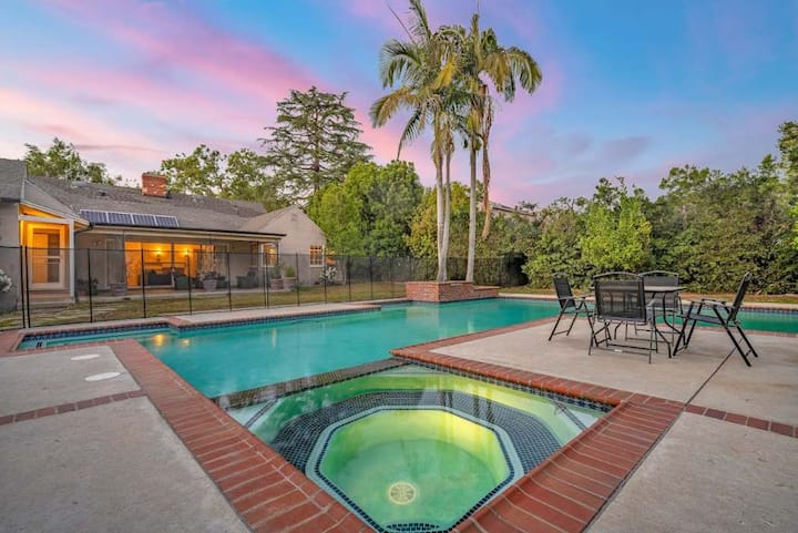 ৎ୭The Otsego Hideawayৎ୭w/pool Jacuzzi Games & More - Los Angeles, CA